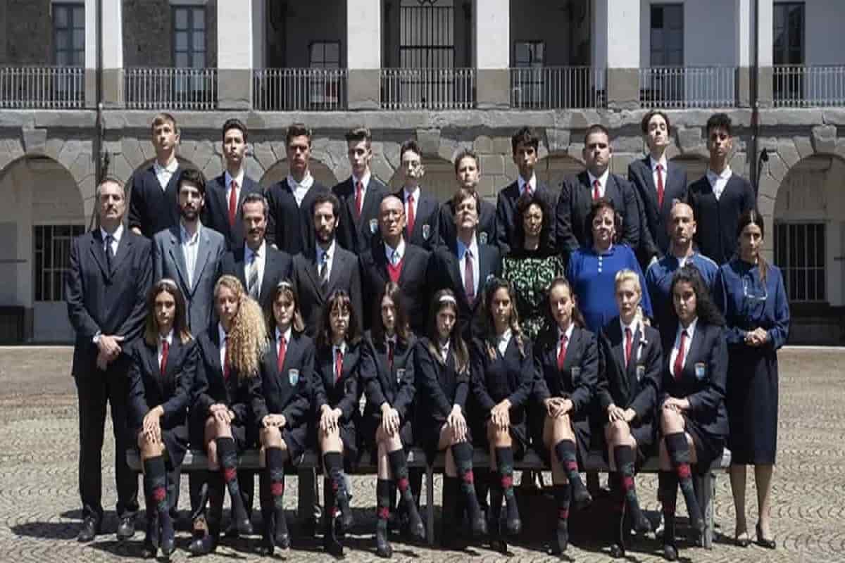 Il collegio 4: sorpresa di Asia Busciantella al professor Maggi