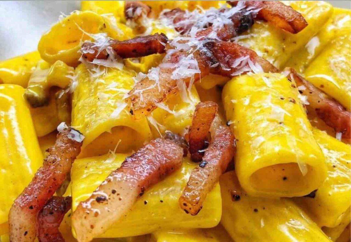 Come fare la carbonara cremosa perfetta in tutte le varianti