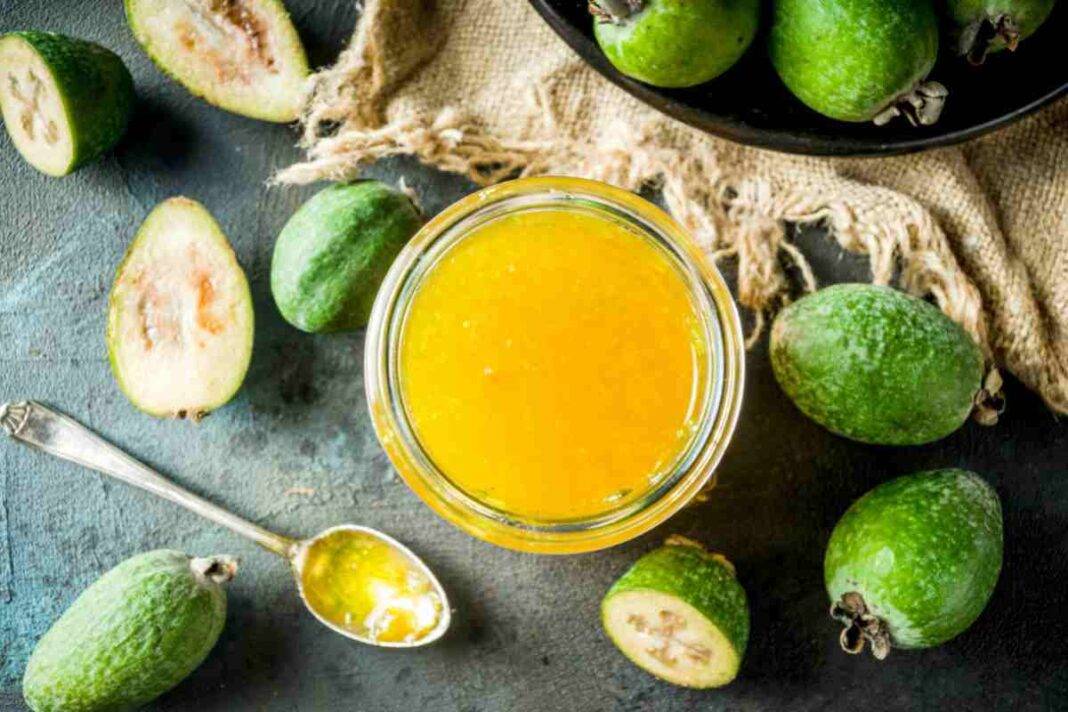 Feijoa: benefici e controindicazioni di un frutto che pochi conoscono