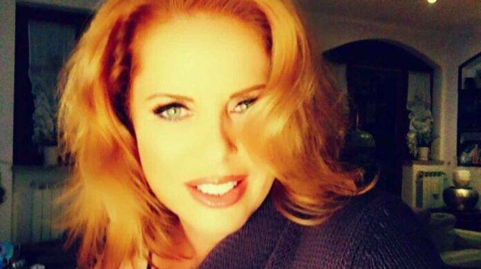 Era la "Sellerona" di Paolo Bonolis: ecco com'è oggi Ela Weber ...