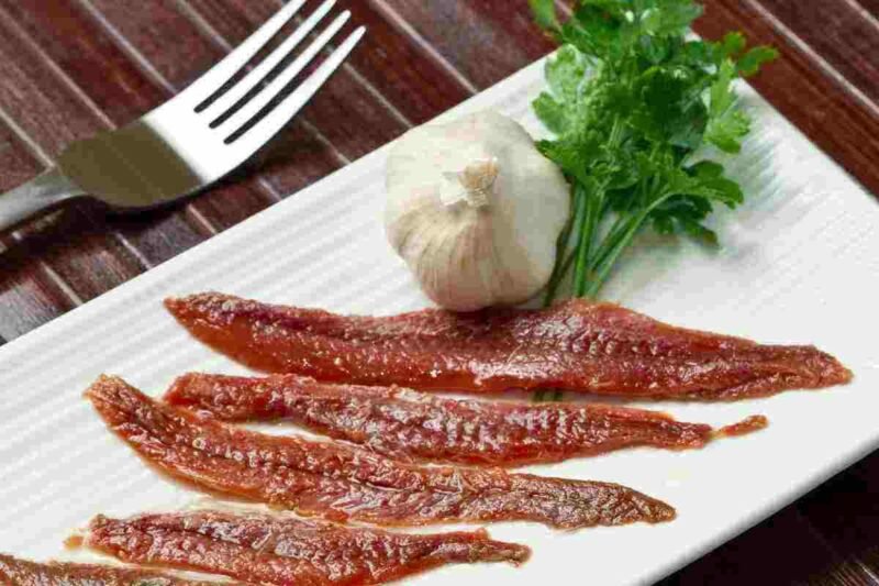 Acciughe marinate, la ricetta delle migliori trattorie di pesce ...
