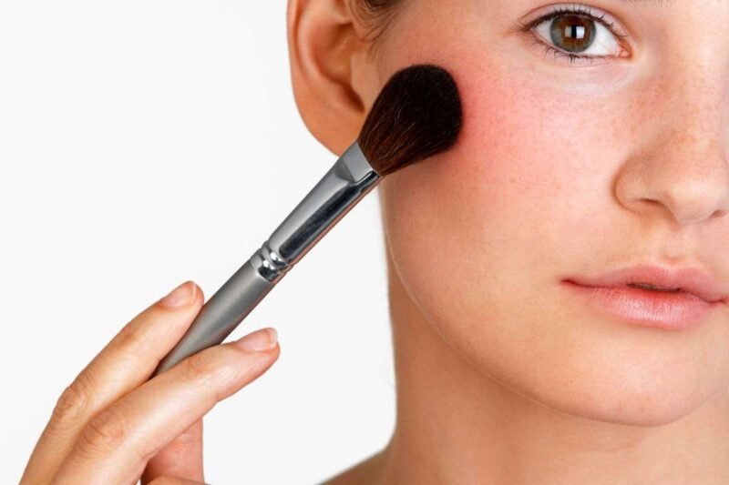 Blush o fard? Le differenze fra i due e come usarli correttamente ...